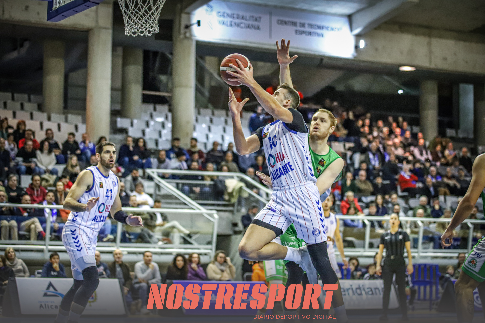 Zarpazo final del Lucentum ante TAU Castelló (74-70)