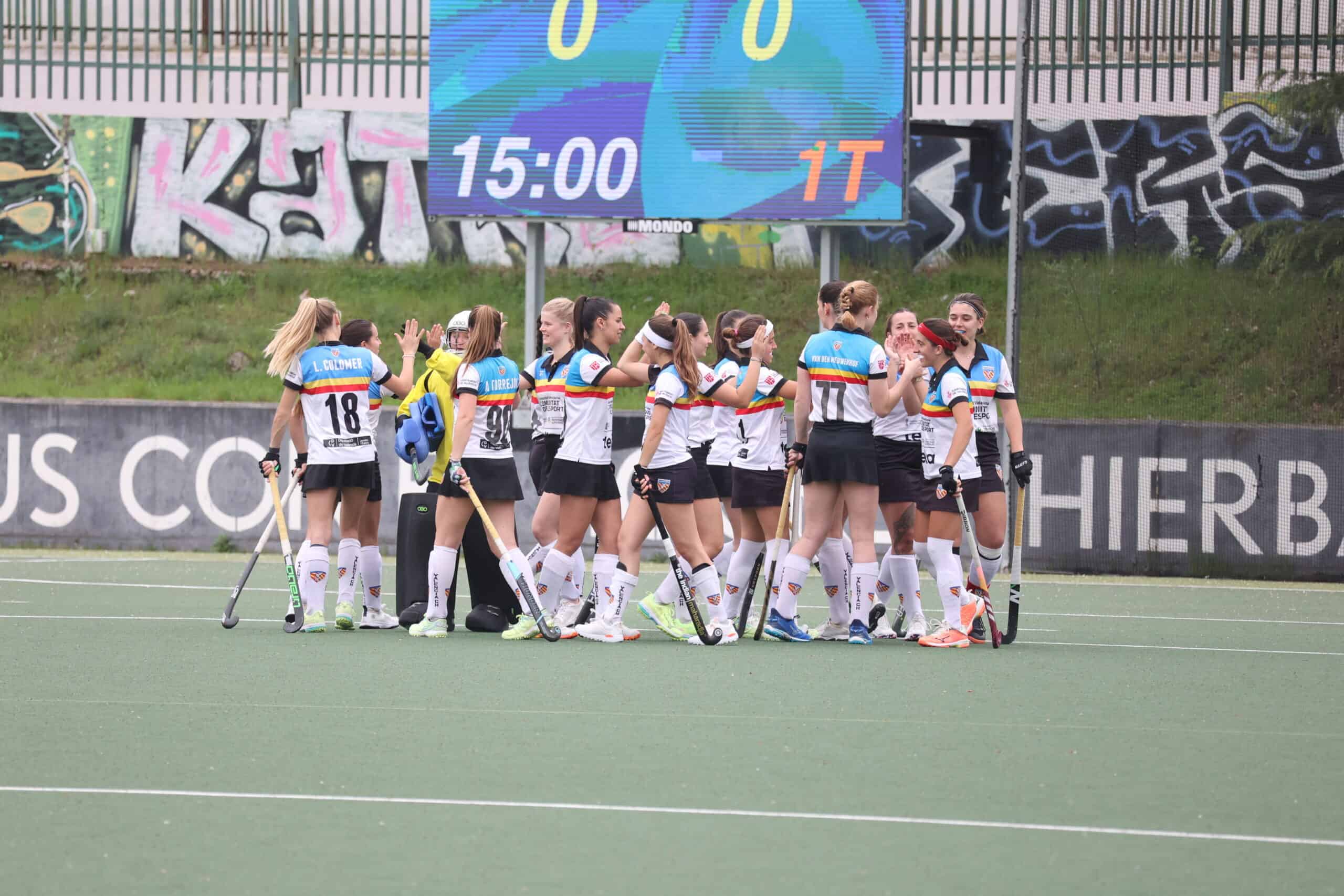 Un invicto Valencia Club de Hockey sueña con ascender a la Liga Iberdrola